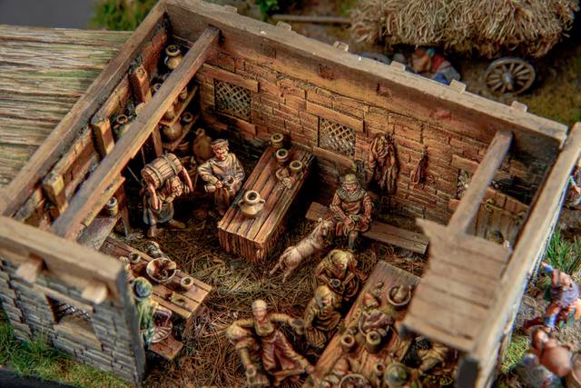 Medieval tavern 1/72 | planetFigure | Miniatures
