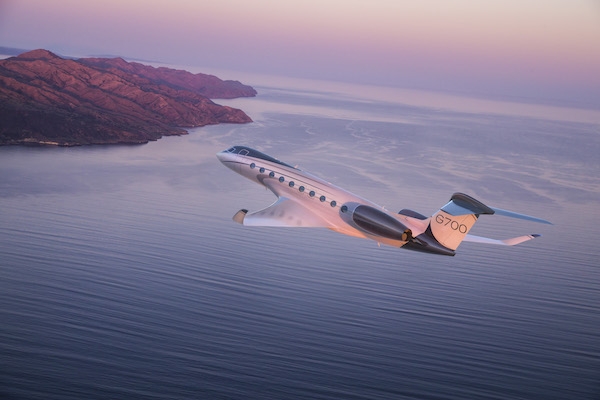 First flight of Gulfstream G700 launched flight test program. The first