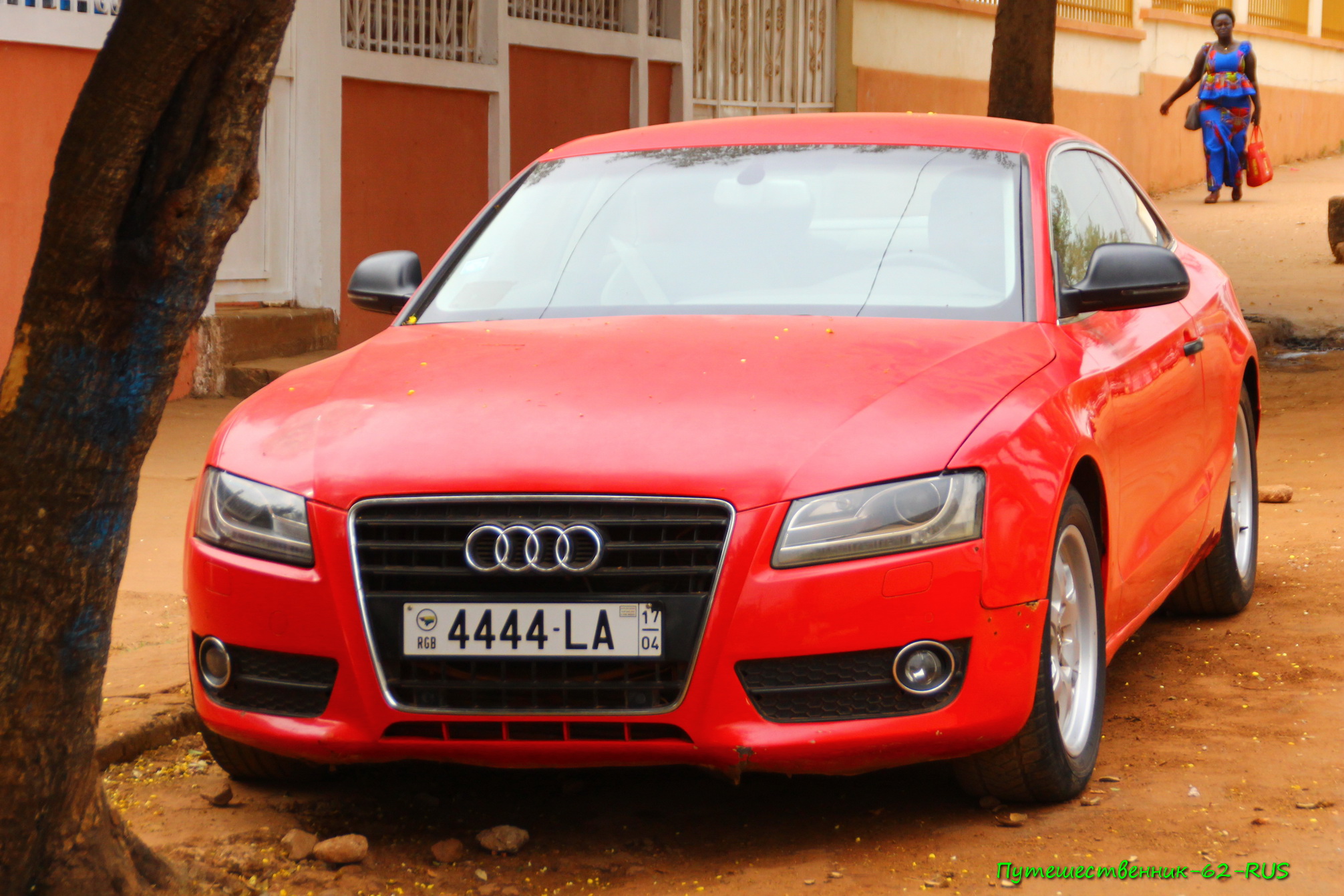 License plates of Guinea-Bissau / Matriculas ou placas da República de ...