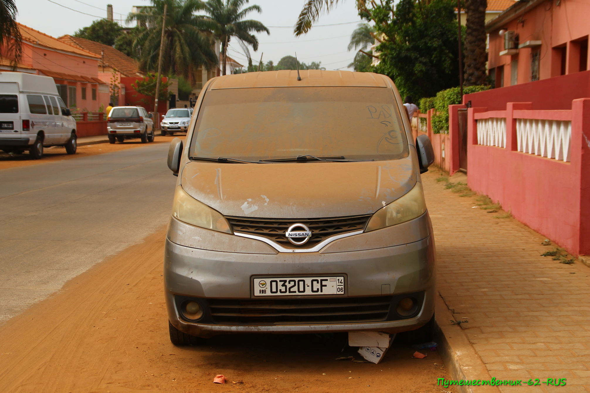 License plates of Guinea-Bissau / Matriculas ou placas da República de ...