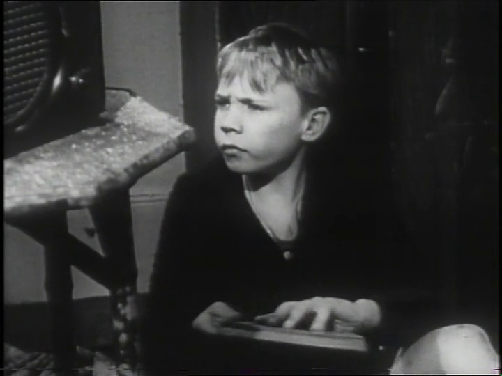 Начало войны / The War Begins (1983) Великобритания WEB-Rip: Скачать ...